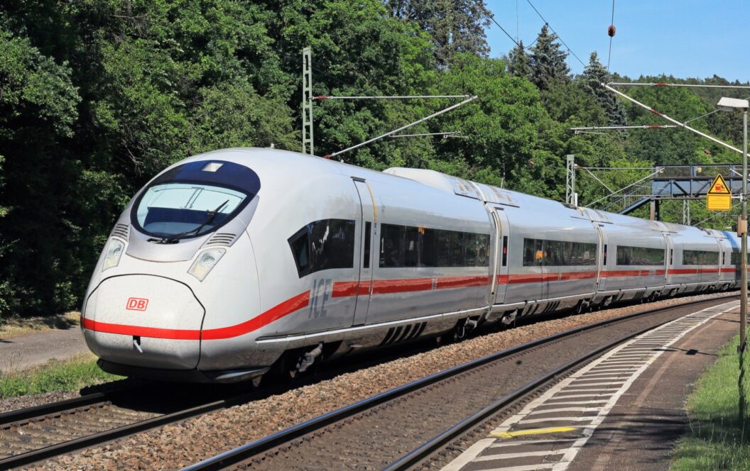 Schnell und entspannt ans Ziel im ICE Sprinter | Lufthansa City Center